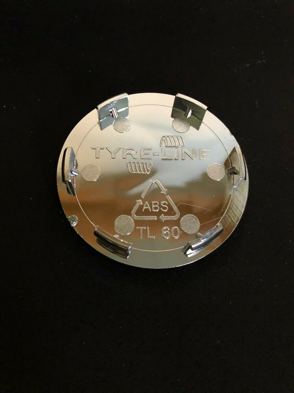 Swift Caravan Wheel Cap / Badge (9832568) - Grantham's Accessory Shop