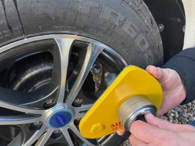 Milenco - Alpha Wheel Lock Diamond - Grantham's Accessory Shop